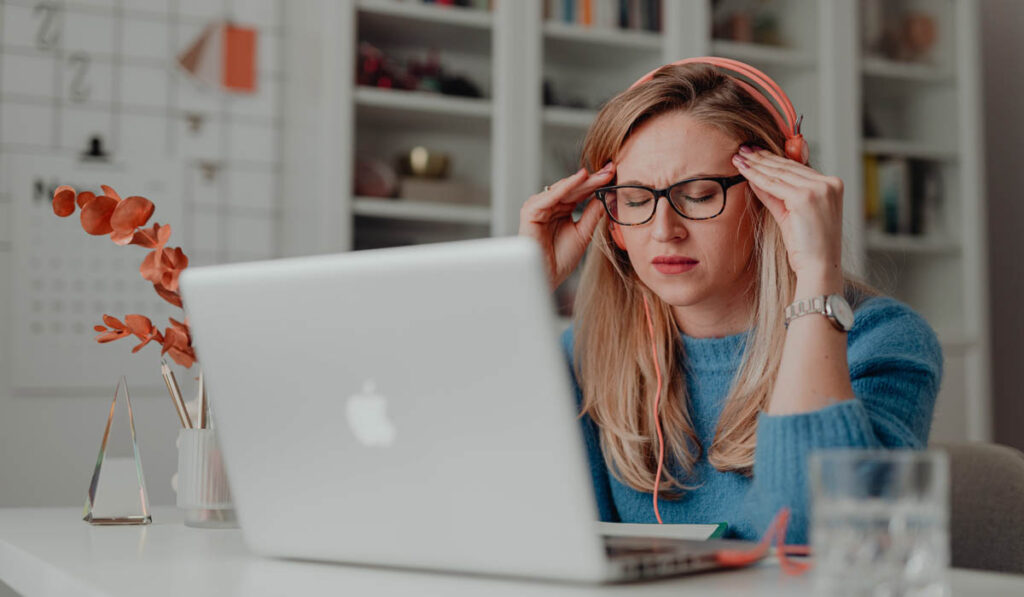 How Bloodshot Eyes Can Be A Symptom Of Computer Vision Syndrome